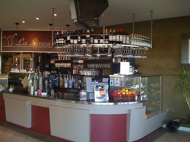 La Linea Caffe: the Cafe for All Seasons